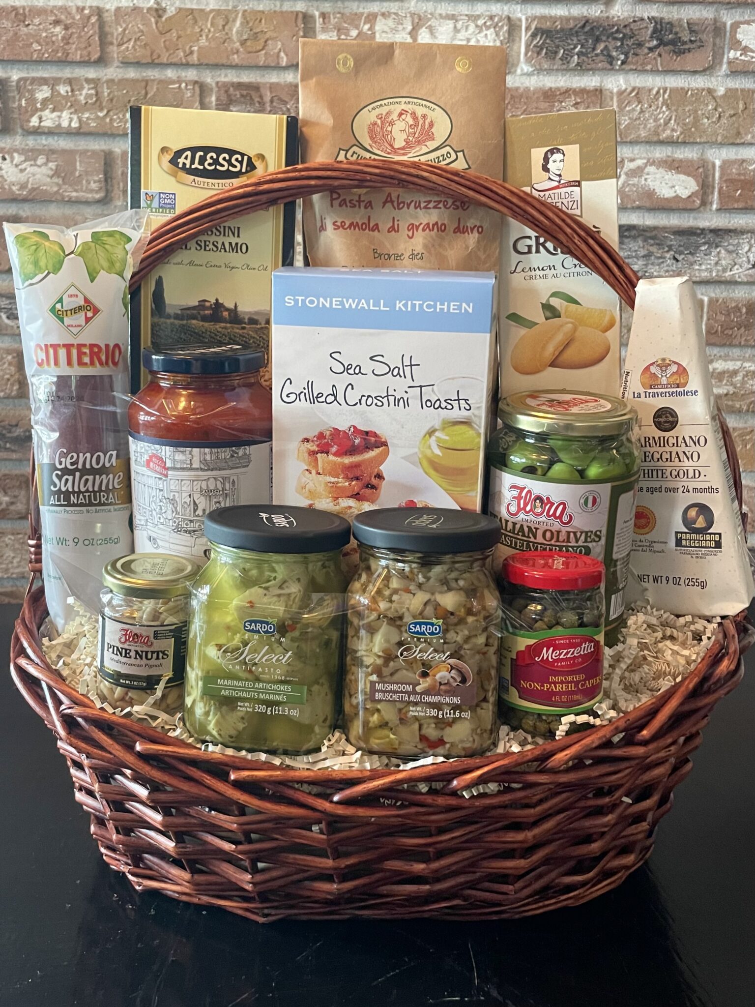 Deromo's Gift Baskets Archives | DeRomo’s Gourmet Market & Restaurant ...